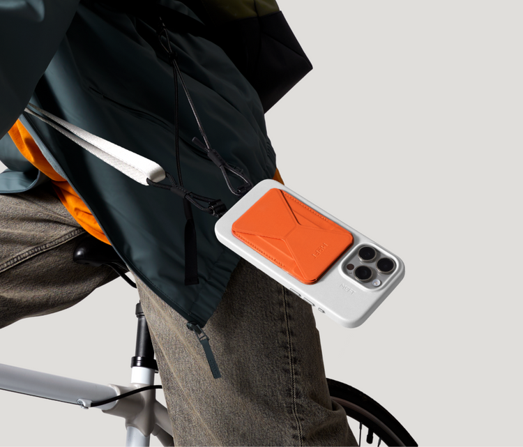 Magnetic, minimalist, effortless.